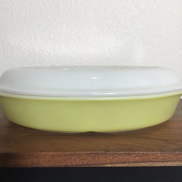 Pyrex | Kitchen | Vintage Pyrex Olive Verde Divided Baking Dish | Poshmark